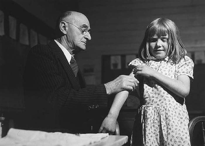 Sage Reference - Encyclopedia of Global Health - Typhoid