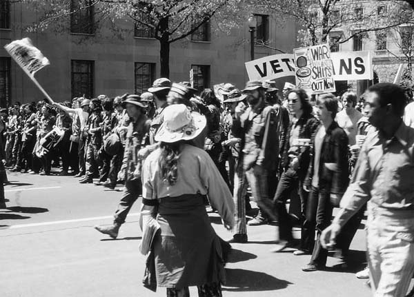 Sage Reference - The Social History of Crime and Punishment in America ...
